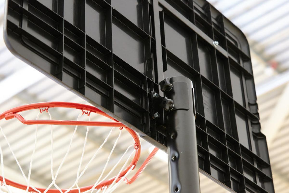 NET1 Vertical Backboard and Hoop